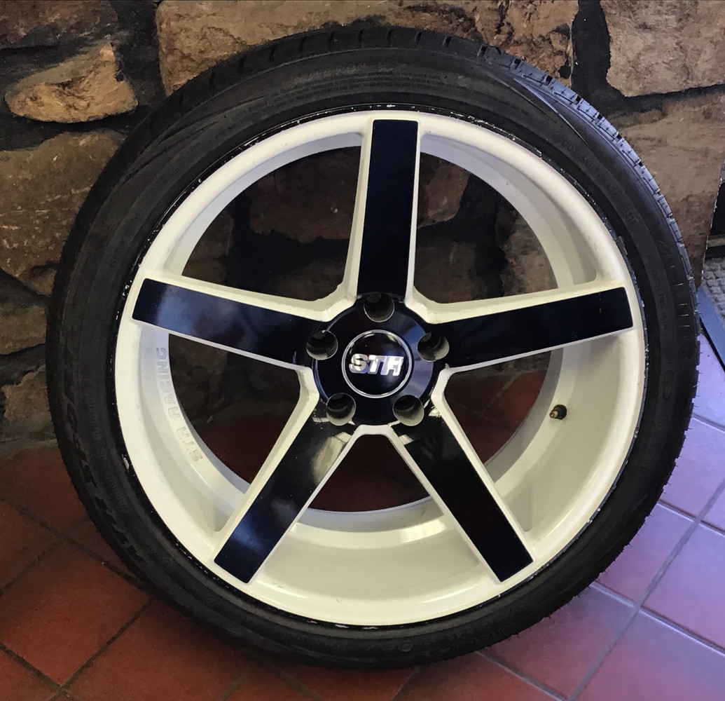 STR 19" Racing Wheels - White | USA Pawn