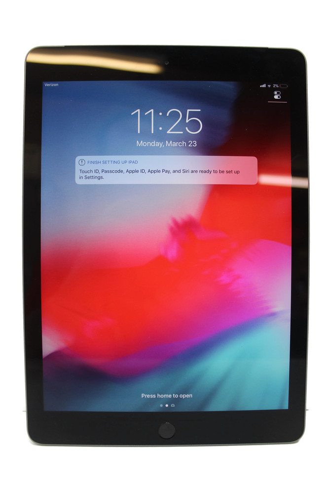 6TH Generation IPAD 32 GB 6th gen IPAD WiFi and Verizon - MR6R2LL/A ...