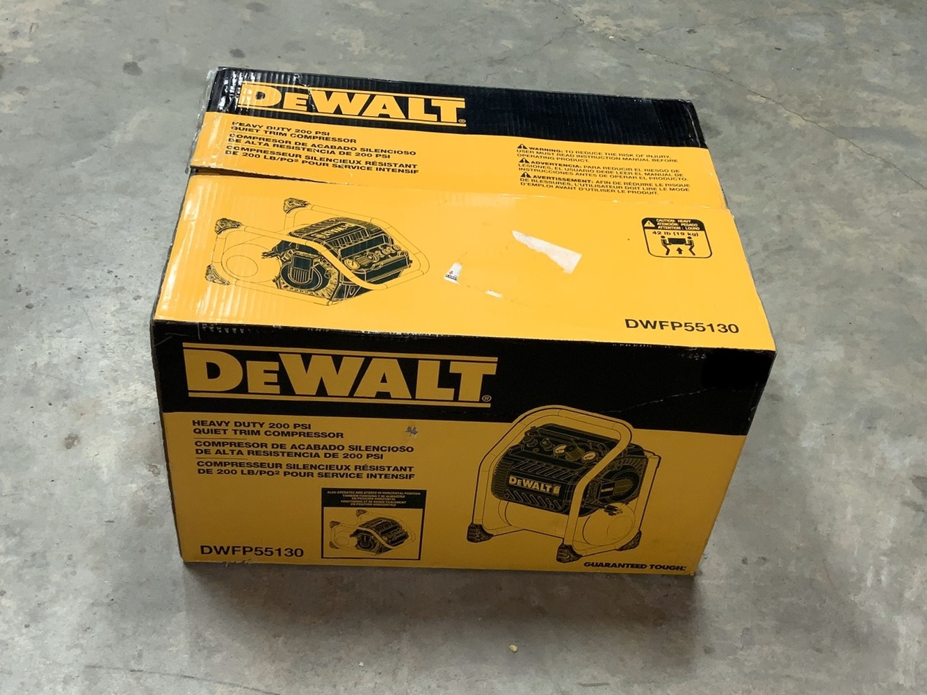 Dewalt 2.5 Gal. Portable Electric Heavy Duty 200 PSI Quiet Air ...