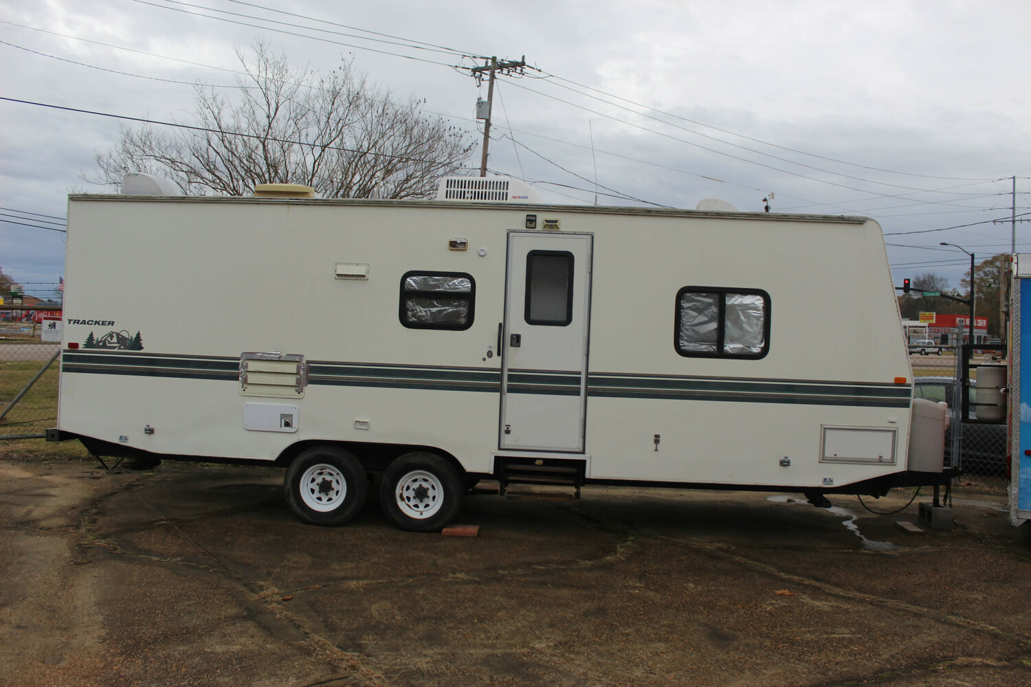 Fleetwood Tracker 1999 26 Foot Travel Trailer | USA Pawn