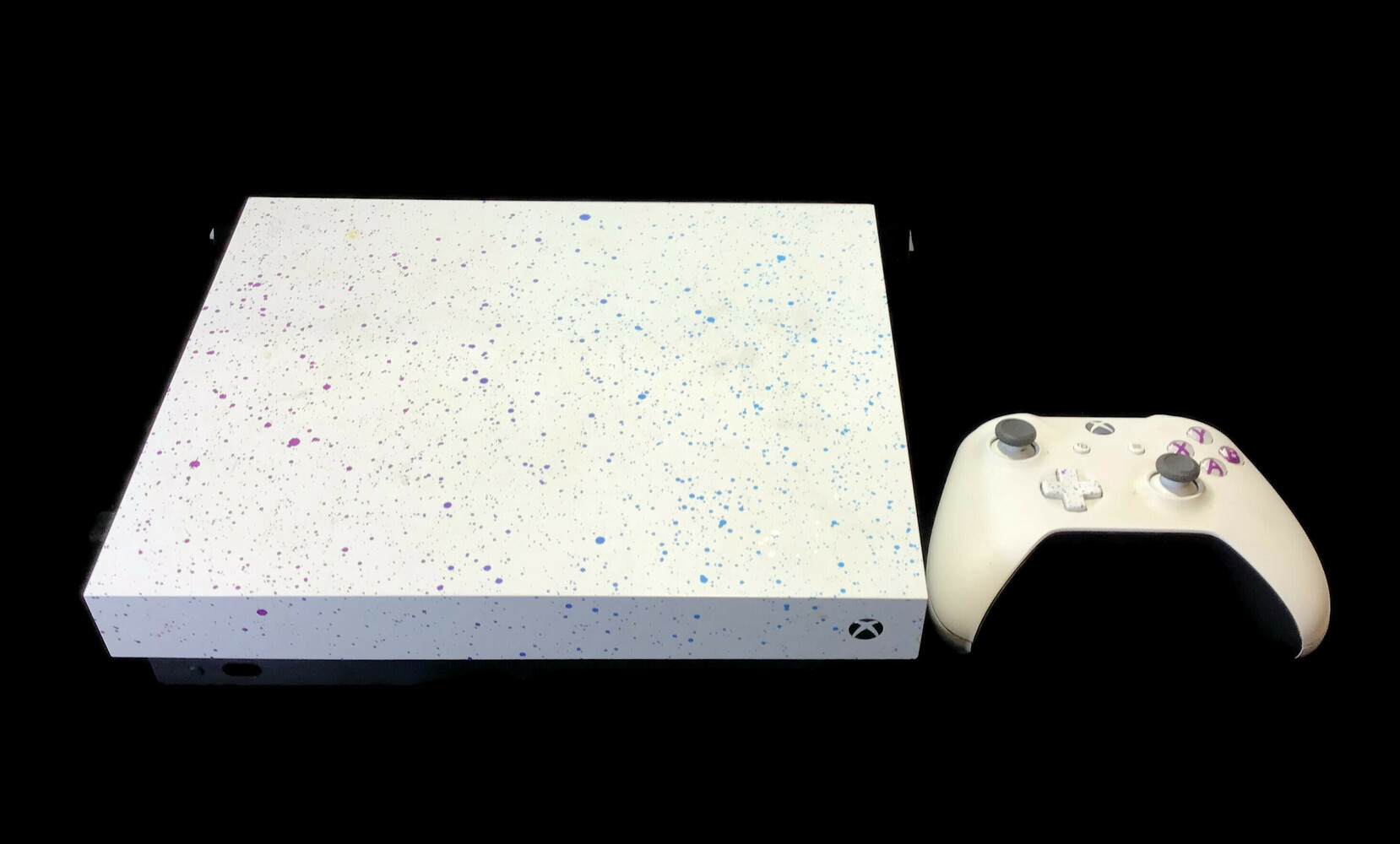 Xbox One X 1TB HD White Gaming System with Controller - Model 1787 ...