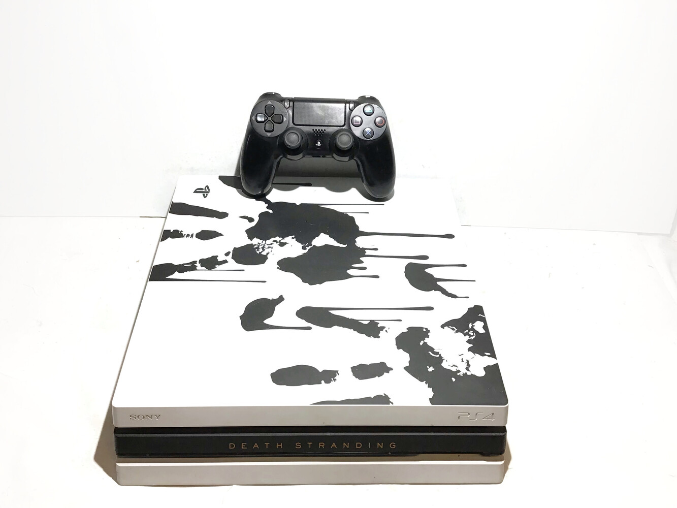 PlayStation 4 Pro 1TB Limited Edition Console - Death Stranding | USA Pawn