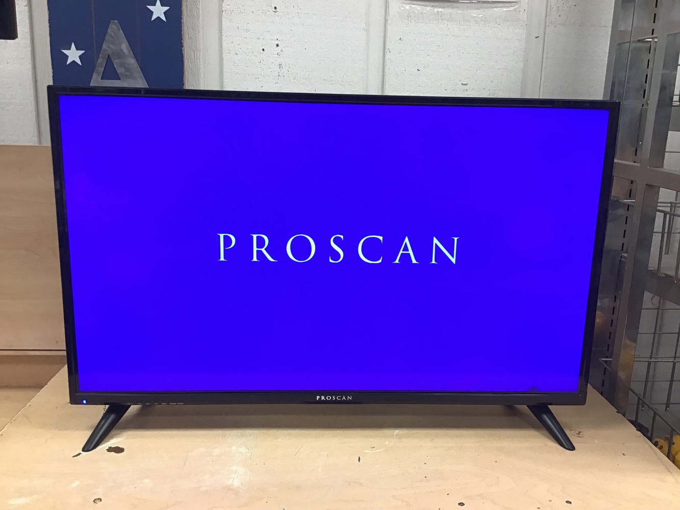 Proscan 32" Flat Screen Television | USA Pawn