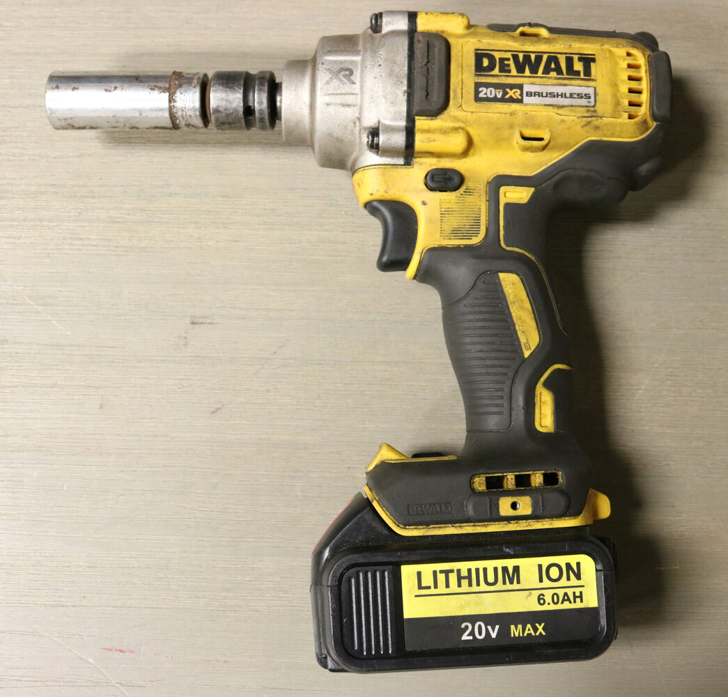 Dewalt DCF894 20V Lithium Ion Impact Gun- Tool Only!! | USA Pawn