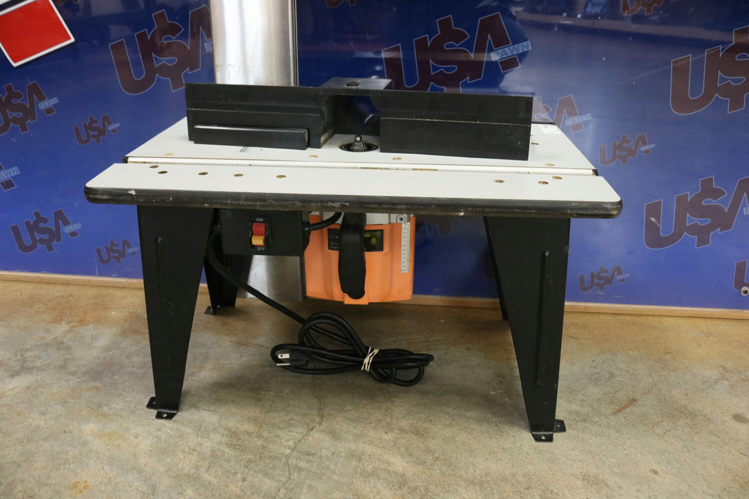 Chicago 95380 Plunge Router With Table | USA Pawn