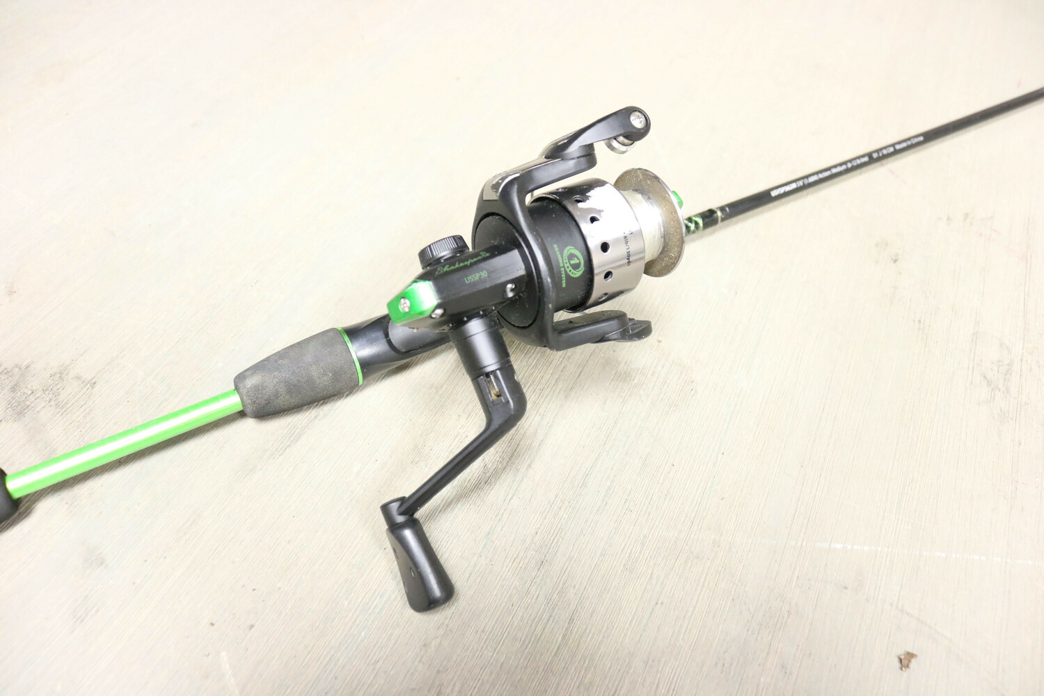 Shakespeare GX2 Spincasting Combo | USA Pawn