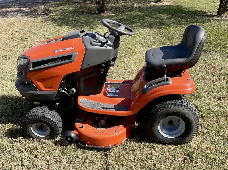 Husqvarna YTH18542 18.5-HP Hydrostatic 42-in Riding Lawn Mower | USA Pawn