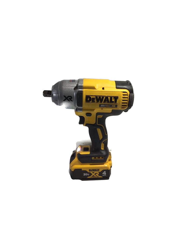 Dewalt impact drill with charger and bag | USA Pawn