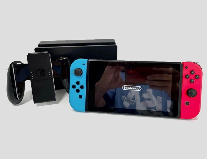Nintendo Switch Gaming Console | USA Pawn