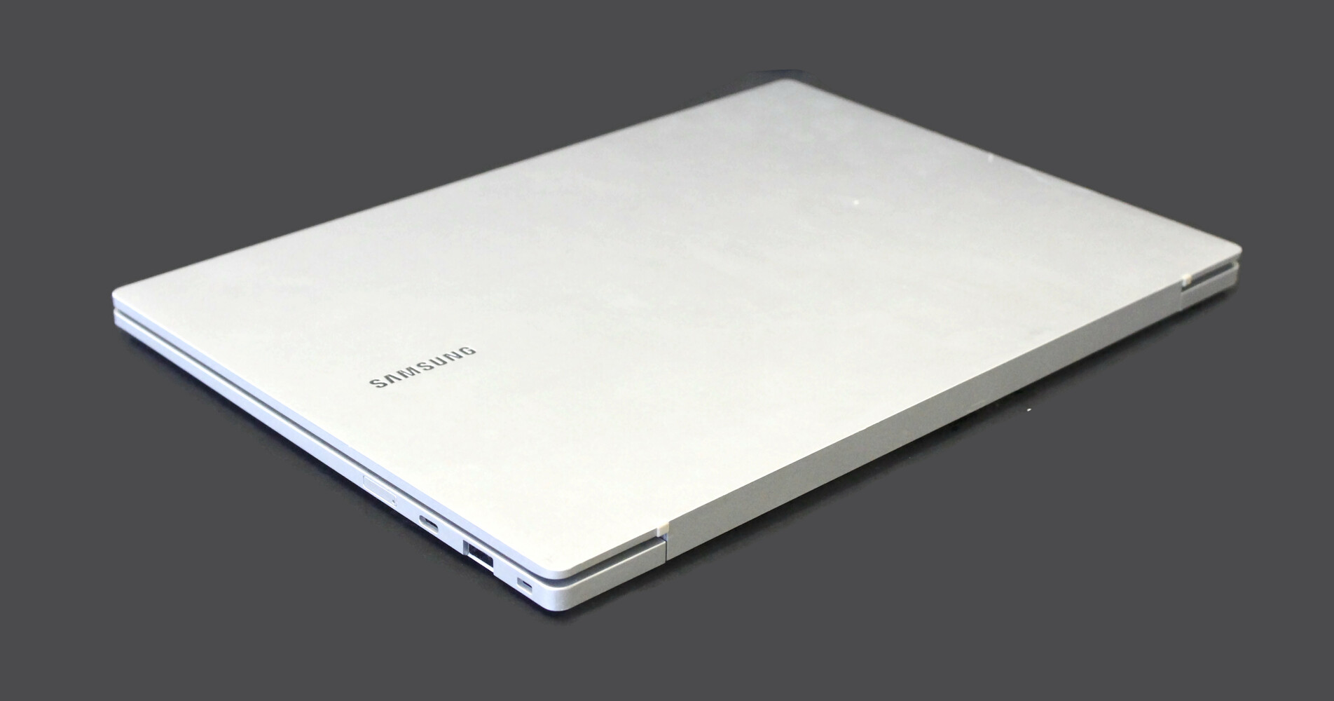 Samsung NP545XLA Galaxy Book Go 256GB 8GB Snapdragon 8cx 3.15Ghz ...